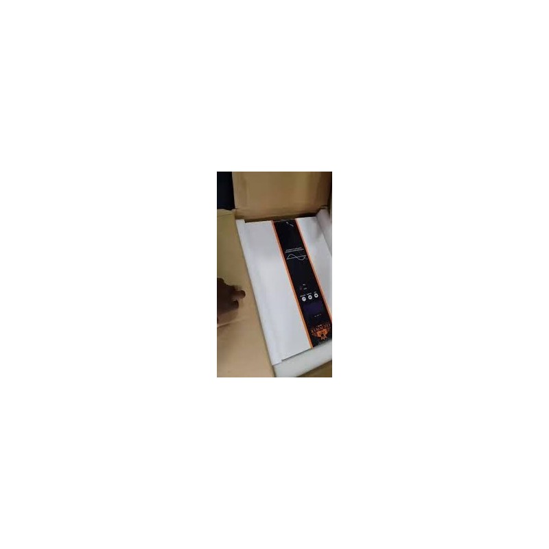 1.5kva 12v Cee Power Hybrid Solar Inverter